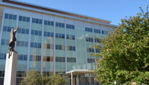 Bond sale yields $400 million for university building maintenance ...