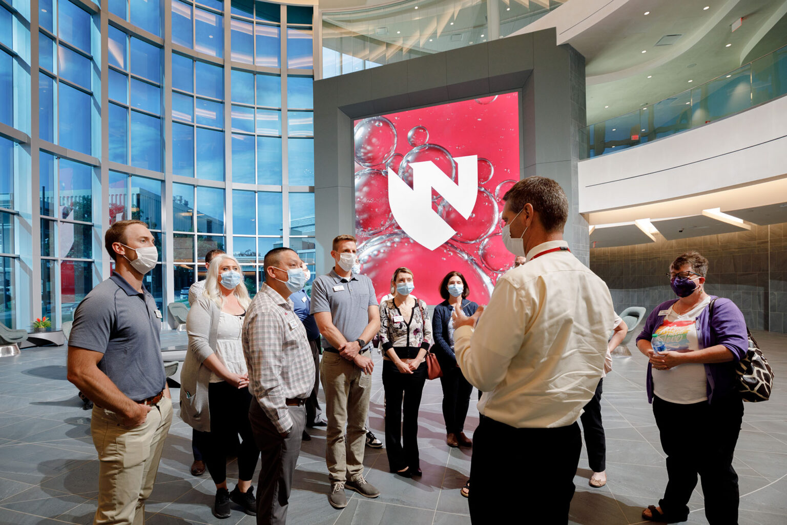 Leadership Nebraska class tours UNMC | Newsroom | University of ...
