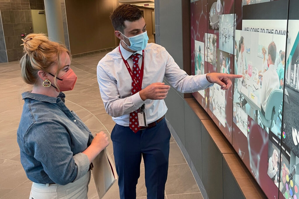 Sen. Megan Hunt tours UNMC | Newsroom | University of Nebraska Medical ...