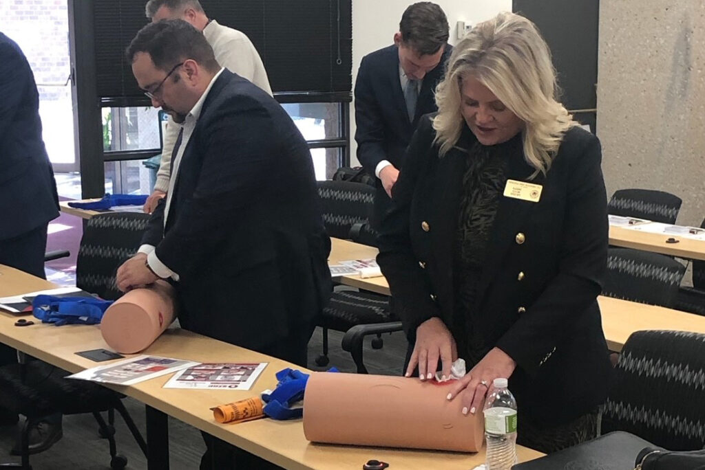 U.S. congressional staff members visit UNMC | Newsroom | University of ...