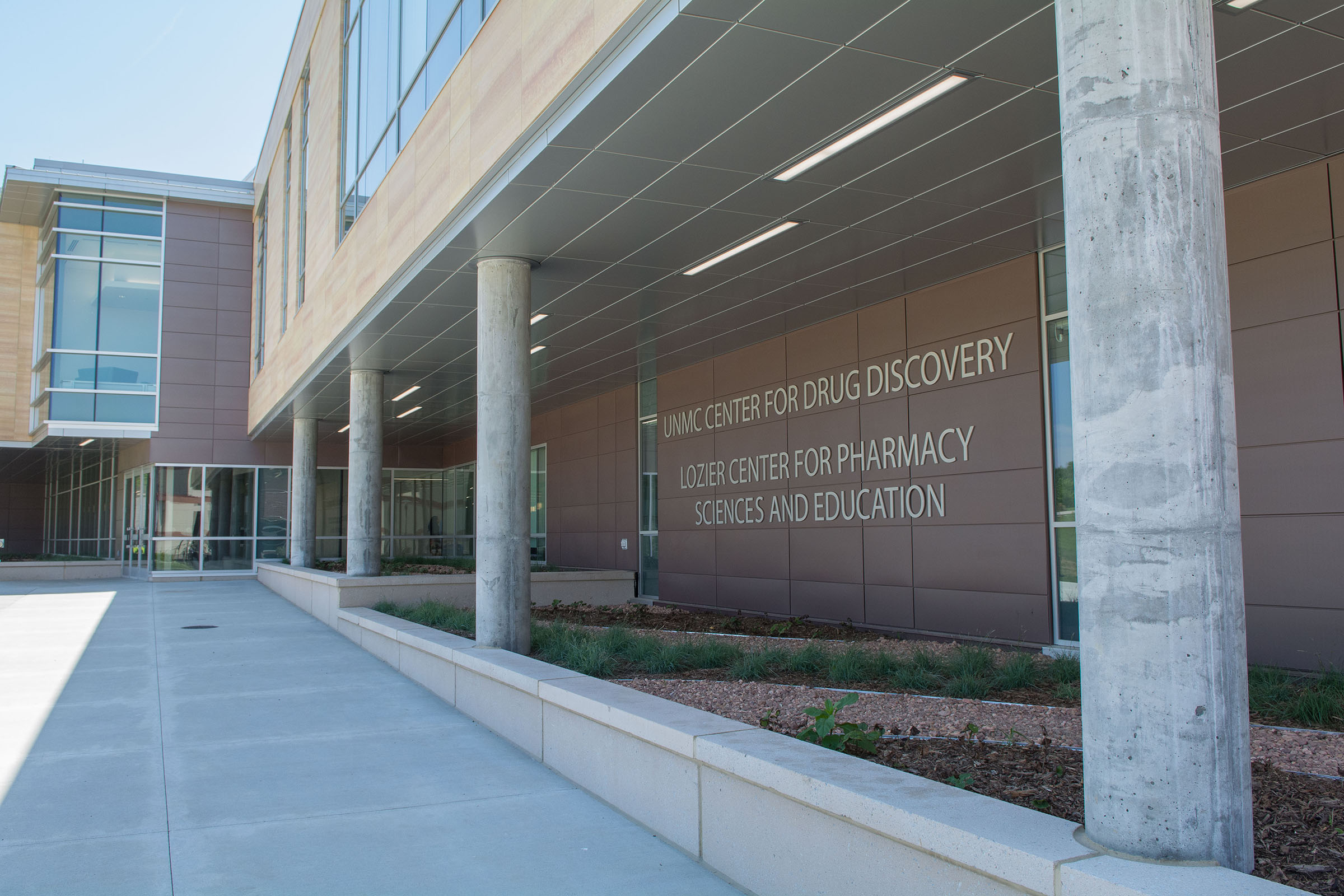Tank to be removed from pharmacy building this Friday | Newsroom ...