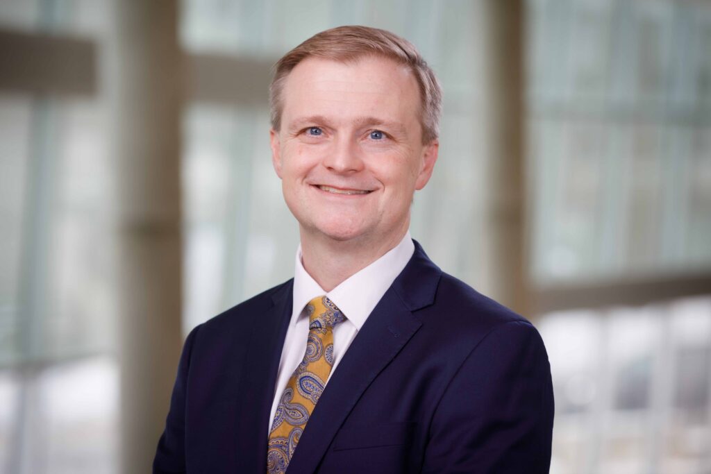 Dr. McCulloh named associate vice chancellor for clinical research ...