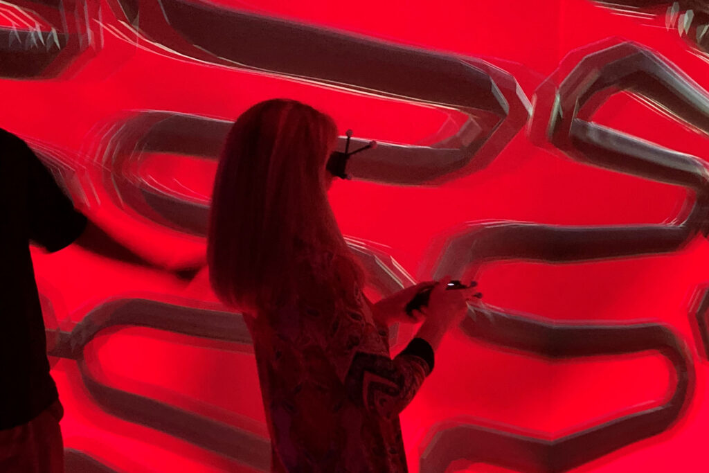 Retirees visit UNMC to tour cancer center, Davis Global Center ...