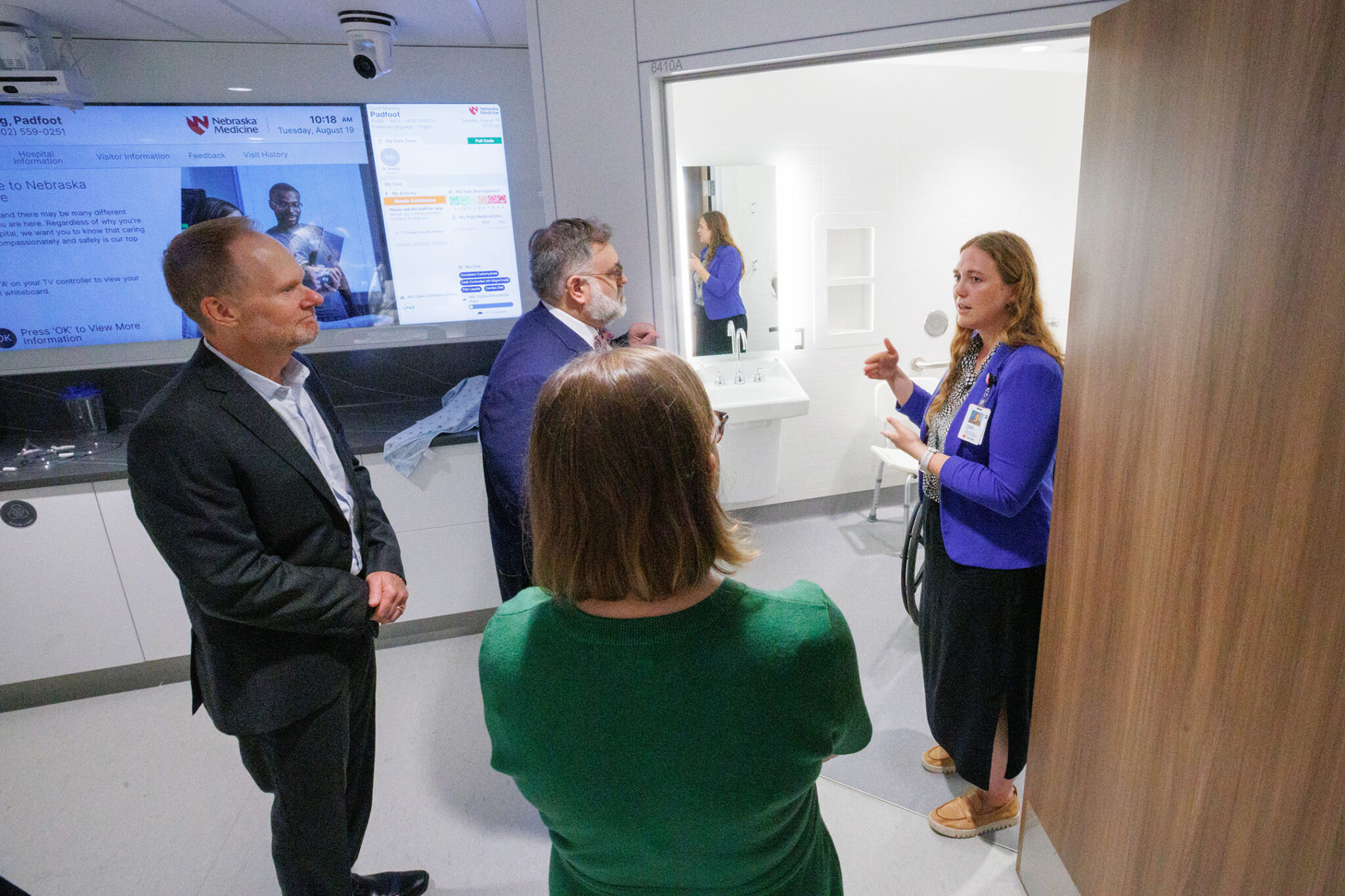 Abbott representatives visit UNMC | Newsroom | University of Nebraska Medical Center